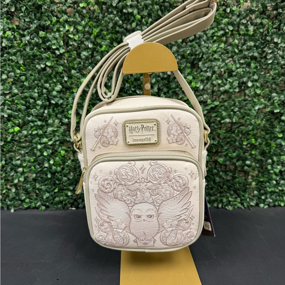 Loungefly | Bags | Loungefly Harry Potter Hedwig Ornamental Crossbody ...